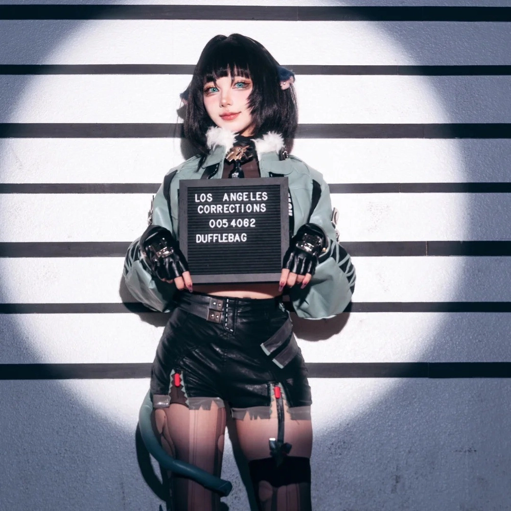 Bộ ảnh Jane Doe cosplay gây sốt với phong cách thị giác mới